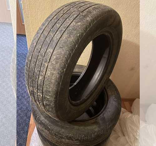 Kumho Ecsta HS51 205/60 R16