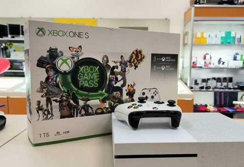 Игровая приставка Xbox One S 1TB (кир)