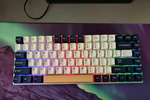 Кастомная механическая клавиатура 84 RGB