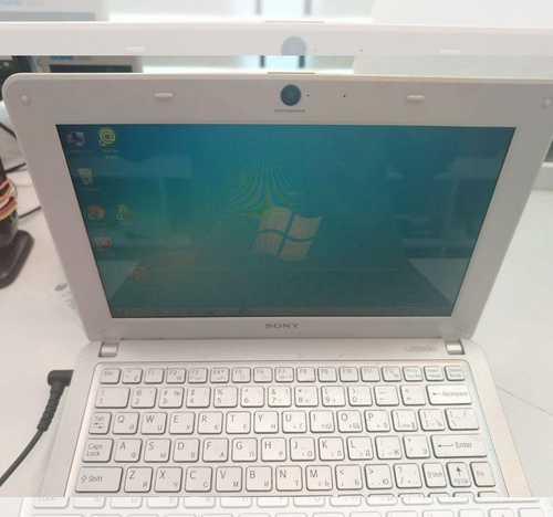 Нетбук 10.1" Sony Vaio PCG-4V1V