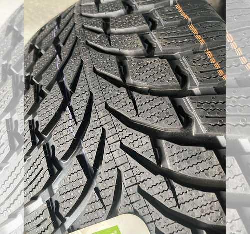 Nokian Tyres WR SUV 4 265/50 R19 110V