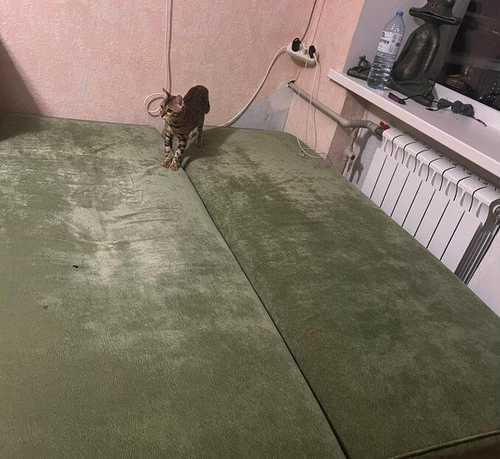 Диван под реставрацию
