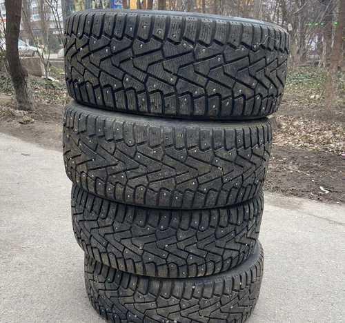 Pirelli Formula Ice 225/50 R17 98T