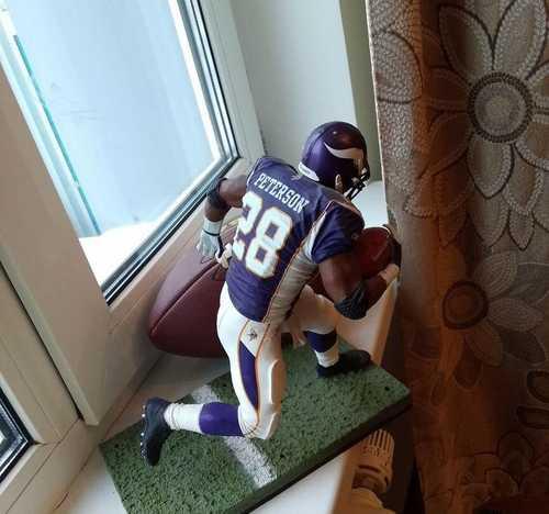 NFL фигура от mcfarlane