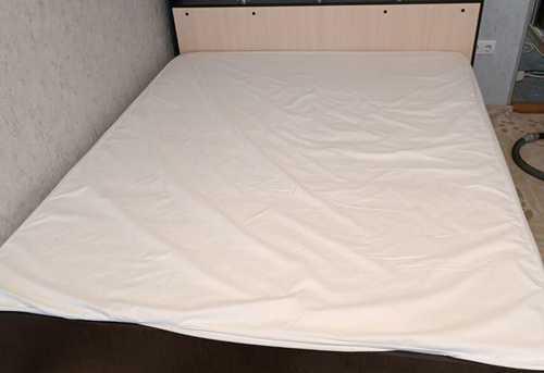 Кровать двухспальная+матрас 160*200см