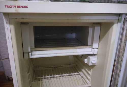 Холодильник Tricity Bendix RF500W