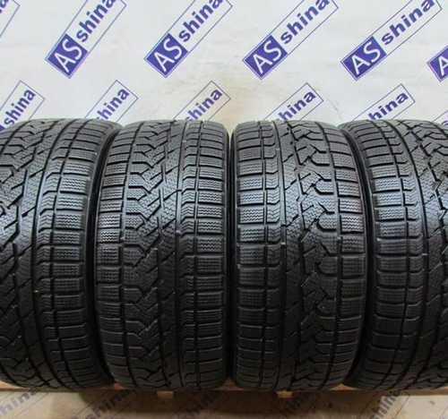 Kumho I'Zen RV KC15 275/40 R20 96R