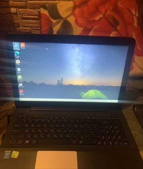 Ноутбук Asus x555D