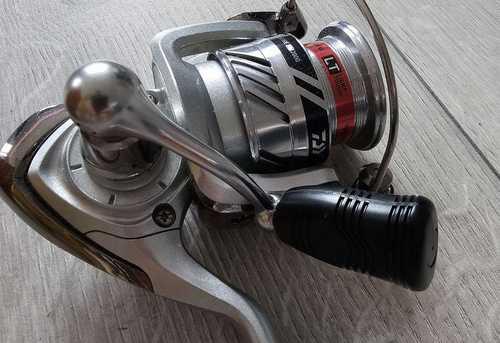 Катушка daiwa crossfire LT 2000