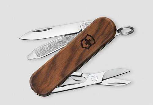 Нож Victorinox Classic Wood 0.6221.63 Новый