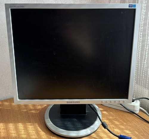 Монитор samsung syncmaster 940n