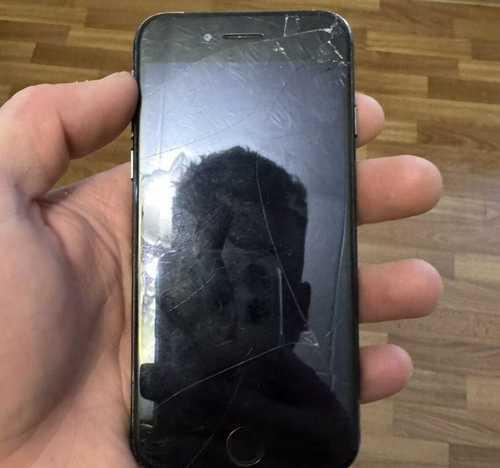 iPhone 7, 128 ГБ