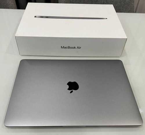 MacBook Air 13 (2018), 128 ГБ, Core i5, 1.6 ГГц, RAM 8 ГБ, Intel UHD Graphics 617