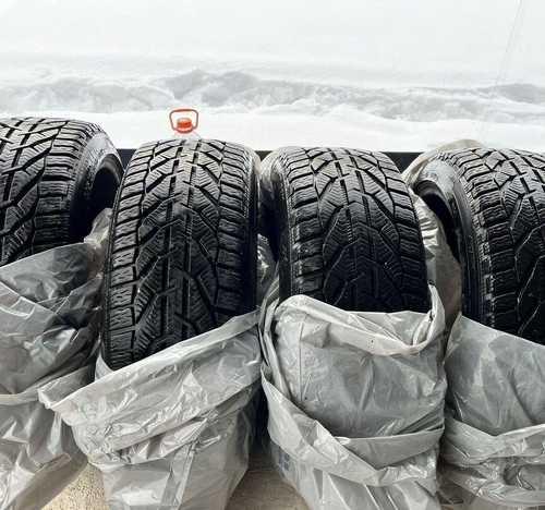 Tigar Winter 205/45 R17