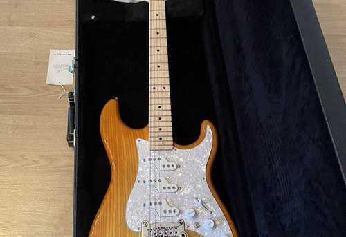 G&L Comanche Honeyburst