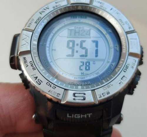 Часы casio pro trek