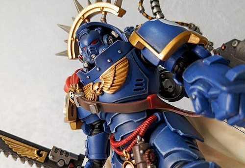 Joytoy Warhammer 40k Captain in gravis armour