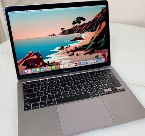 MacBook Air 13 (2020, M1), 256 ГБ, M1 (8-core), RAM 8 ГБ, GPU 8-core