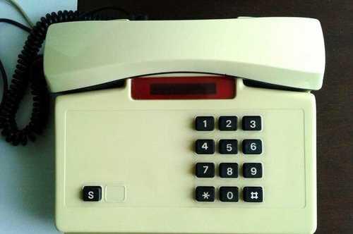 Кнопочный стационарный телефон советский