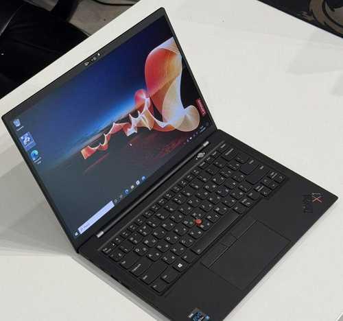 Lenovo thinkpad X1 carbon gen 9 i7 16Gb 512