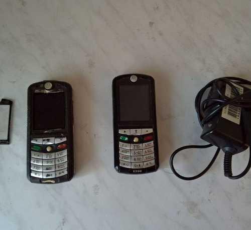 Продаю телефон Motorola E398