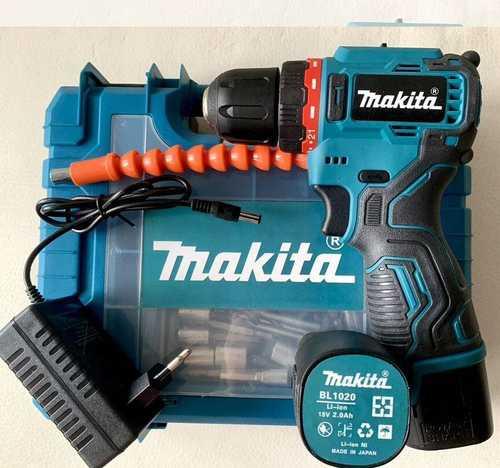 Шуруповерт с набором Makita 18 вольт бесщеточный