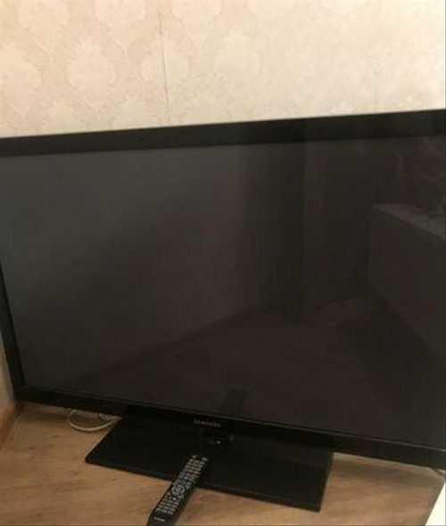 Телевизор Samsung PS50C433A4W