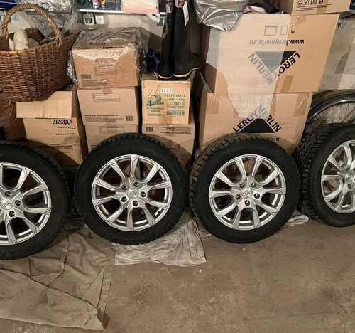 Зимняя резена 205/55 R16 с дисками
