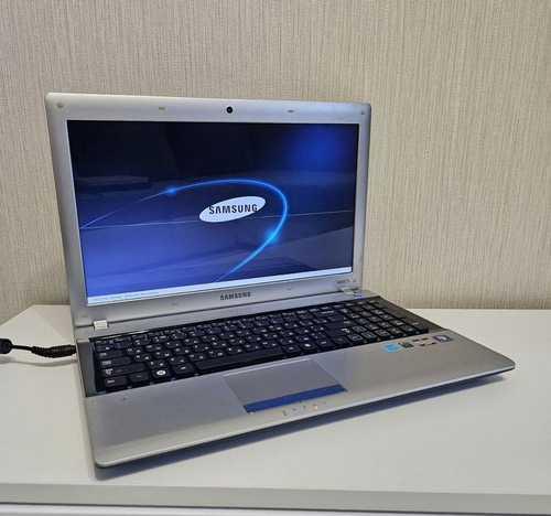 Ноутбук Samsung NP-RV515