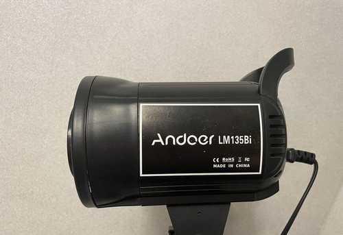 Осветитель светодиодный Andoer LM135Bi