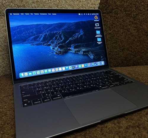 Apple MacBook Air M1 8/256gb