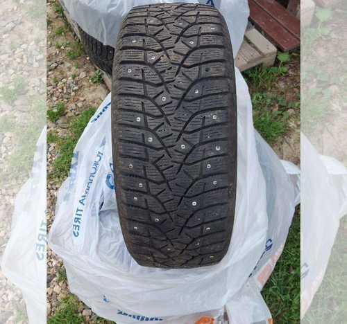 Bridgestone Blizzak Spike-02 195/55 R15