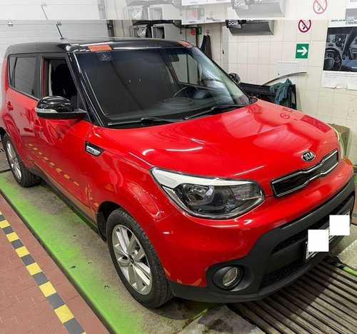 Лобовое стекло Kia Soul 2