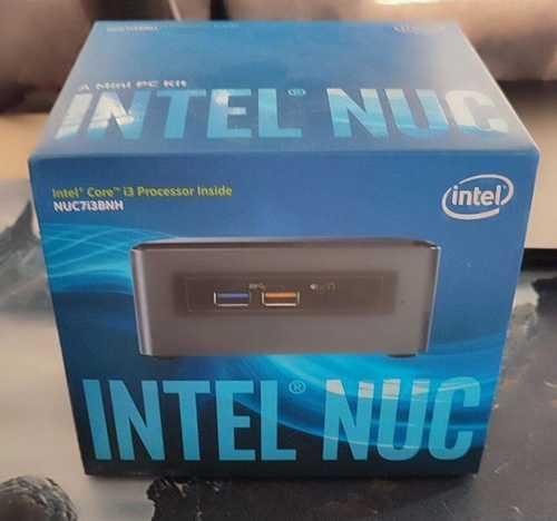 Почти новый Мини-пк Intel NUC7i3BNH Kit