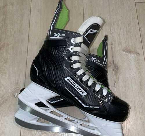 Коньки bauer XLS (стелька 23,8 см, 4R)