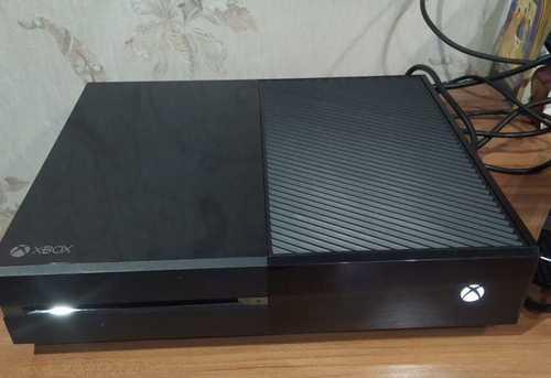 Xbox One с подпиской и дисками