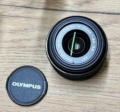 Olympus 14-42 mm