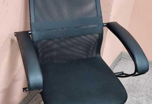 Кресло компьютерное metta