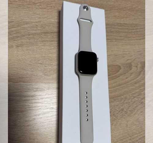 Часы apple watch se 40 mm