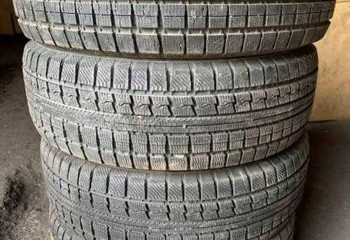 Toyo Winter Tranpath MK4a 235/65 R18