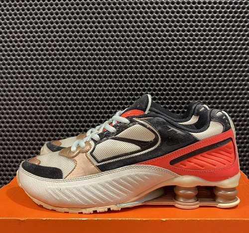 Кроссовки Nike Shox Enigma 40 EUR