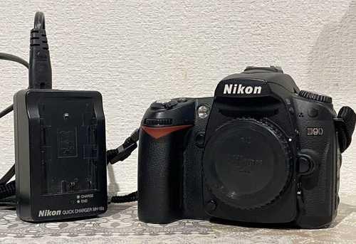 Nikon D90 (5500 фотографий)
