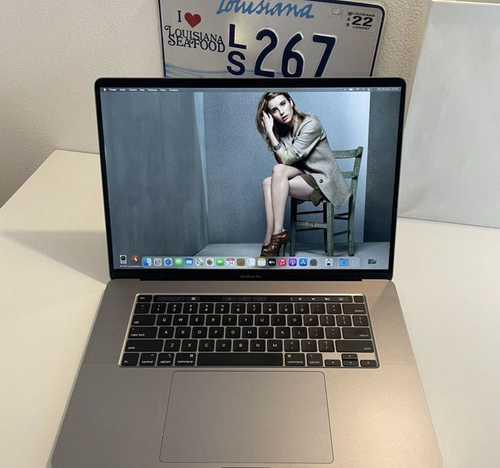 Кастом macbook pro 16 2019 i9/2.4 32Gb RP5500M 8Gb