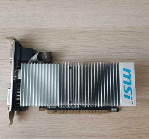 Видеокарта GT210 1 гб