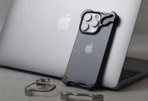 Металлический чехол Apple iPhone 15 Pro