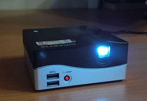 Мини пк с проектором GigaByte brix Projector