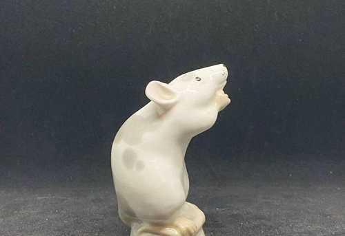 Фарфоровая статуэтка Серая мышка