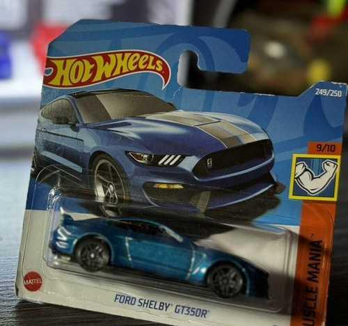 Ford shelby GT350R hot wheels