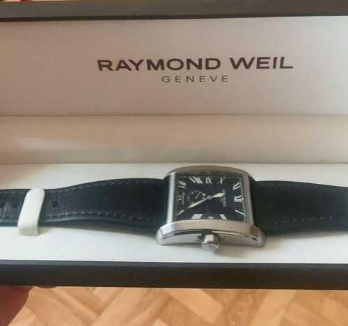 Мужские часы швейцарскрго бренда"raymond weil"