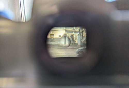 Зеркальный фотоаппарат Zenit-11 (Гелиос 44М)